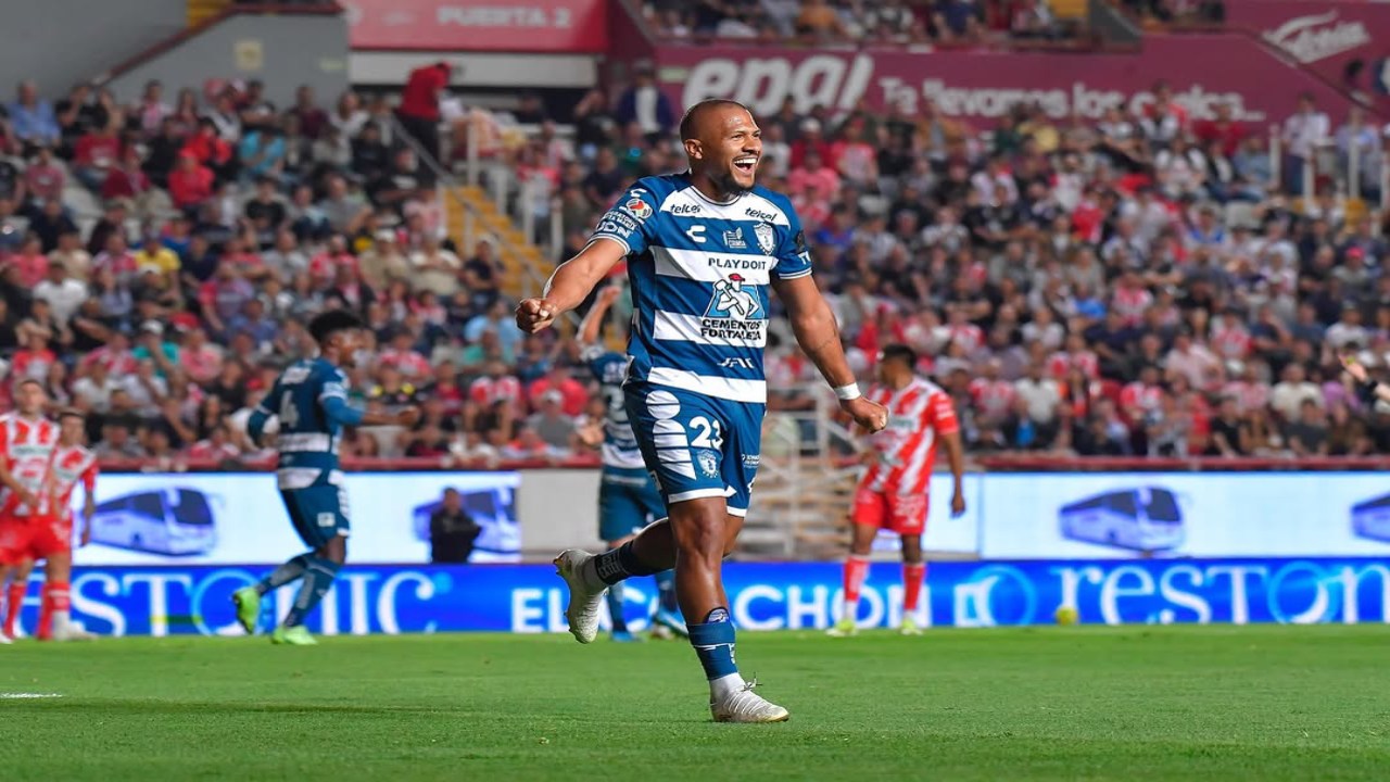 Salomón Rondón firmó un hat-trick en la victoria de Pachuca sobre ...